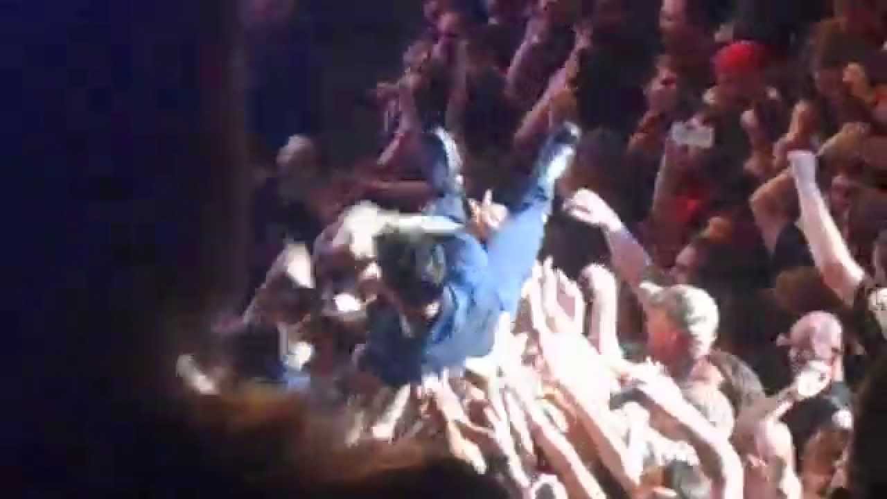 Volbeat lead singer crowd surfing.. - YouTube