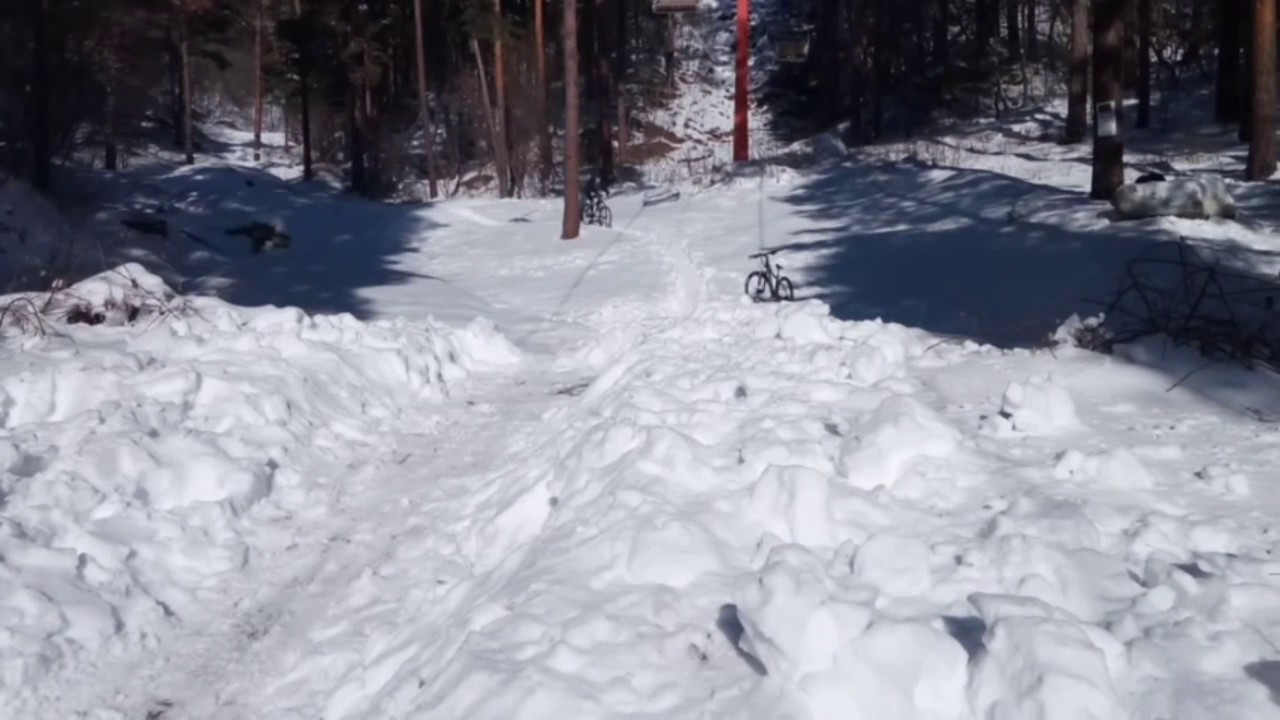 Snow day:fails and jumps - YouTube