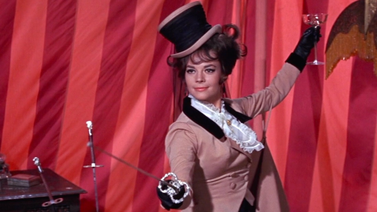 Push the ⚔️Button⚔️, Max! - YouTube