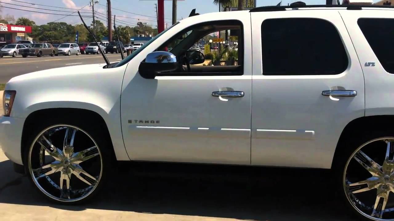 Tahoe on 28s and Caprice on 28s - YouTube