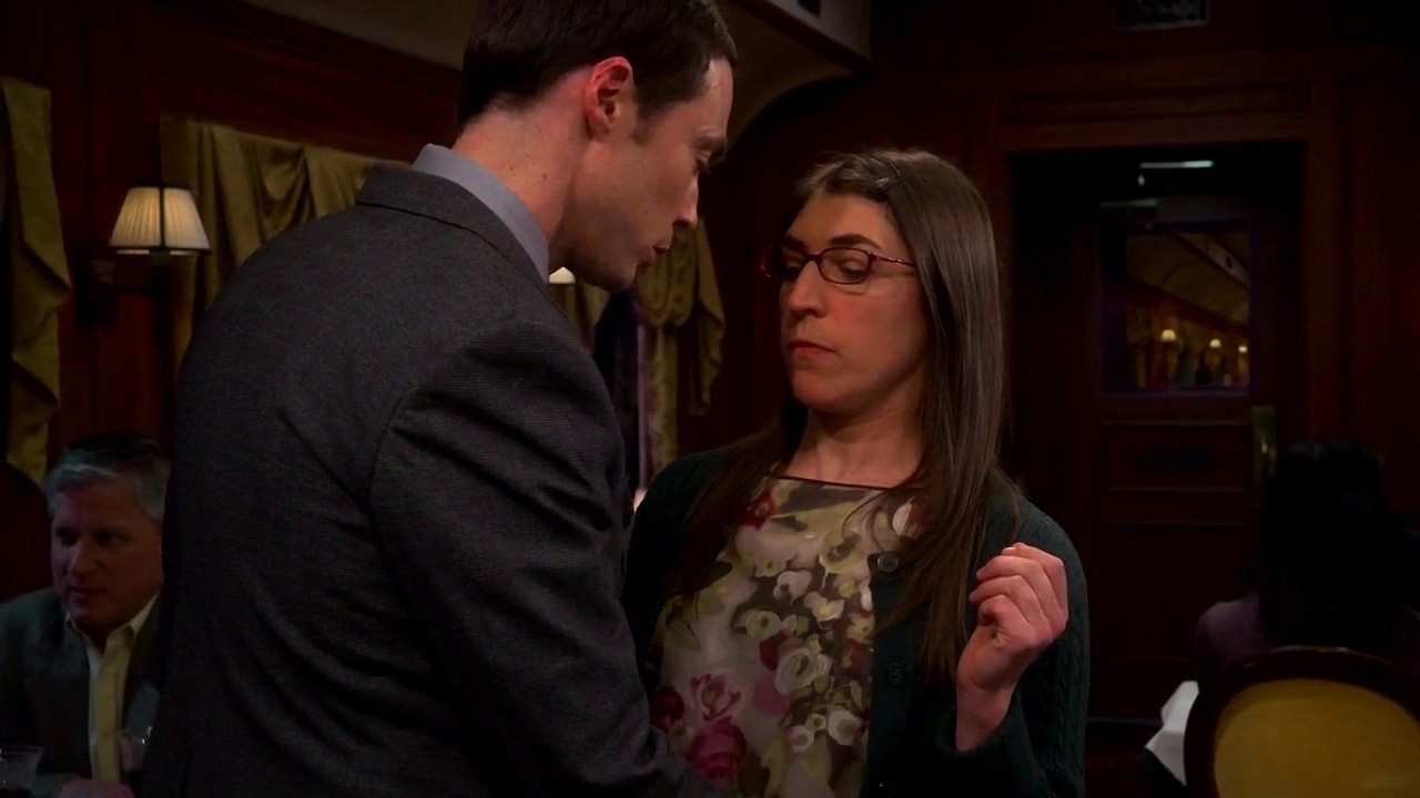 Sheldon Y Amy Se Besan En Una Noche De Cita Sheldon Snitches To Penny
