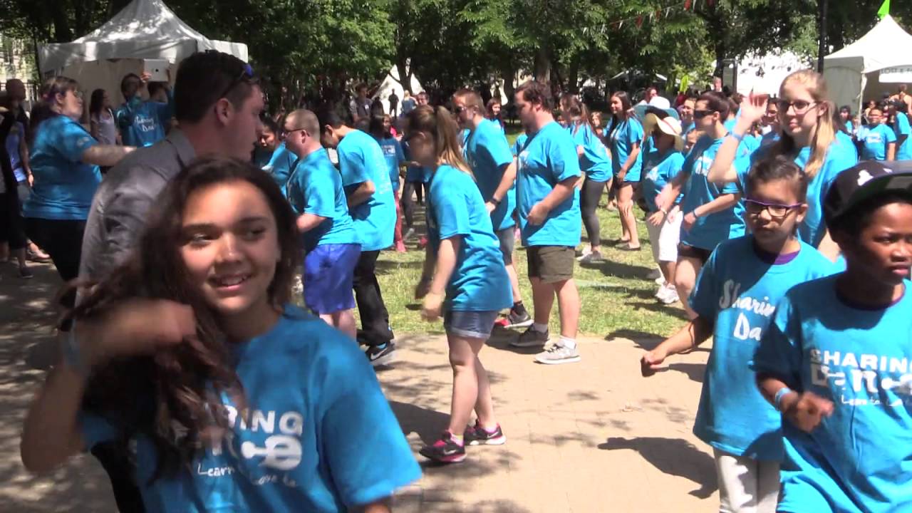Flash mob at Children's Festival - YouTube