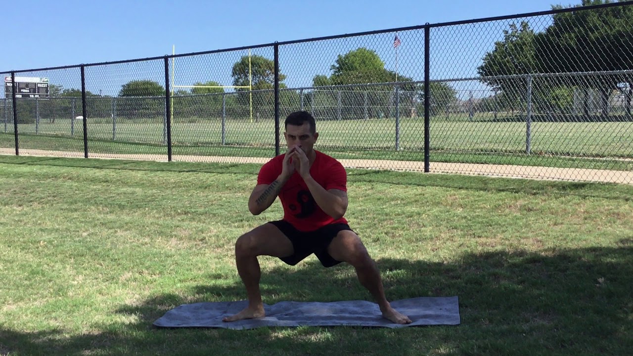 Sumo Knee Drop - YouTube