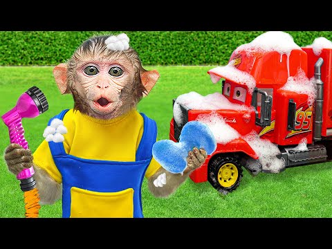 Monkey Nana help puppy Wash Lightning McQueen car | KUDO ANIMAL NANA
