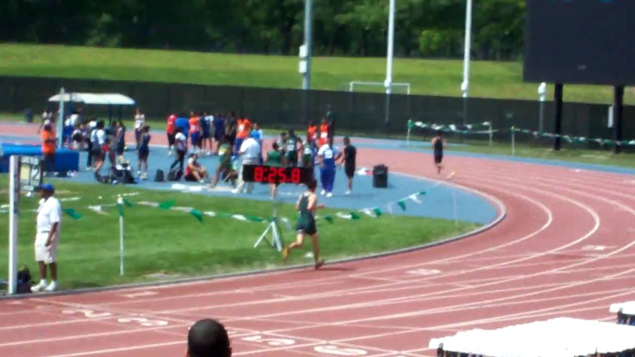 2 mile race at Icahn Stadium 2009 - YouTube
