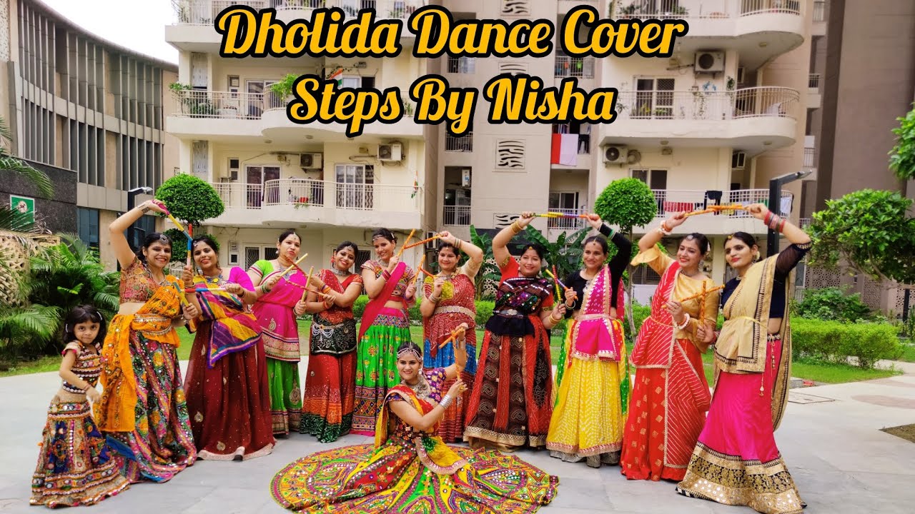 Dholida Dance Cover ||Loveratri || GARBA X DANDIYA ||Steps By Nisha ...