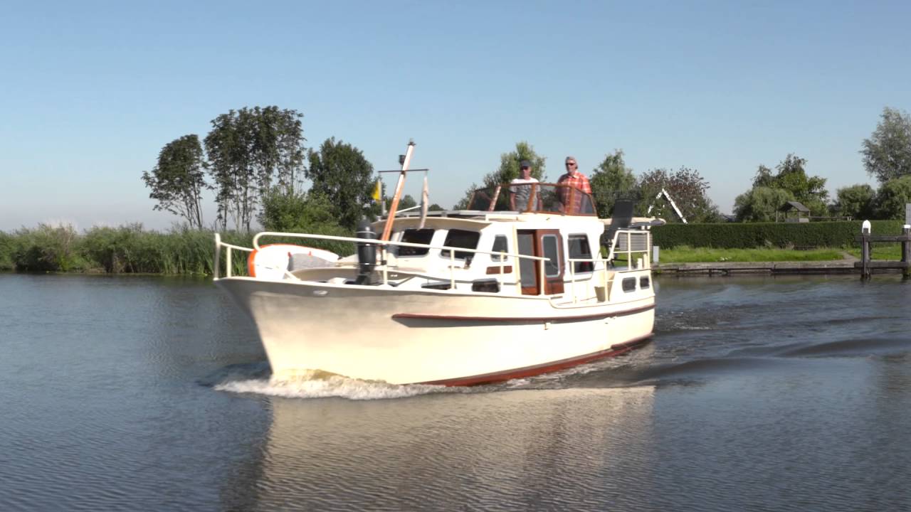 Social Flash Welkom op het water | voordelen Motorboot varen - YouTube