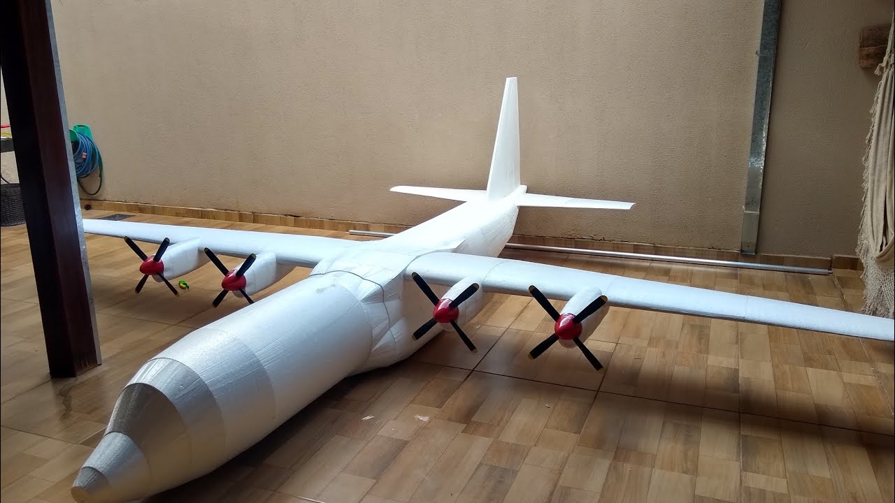 C130 Hércules rc 4,5m #5 - YouTube