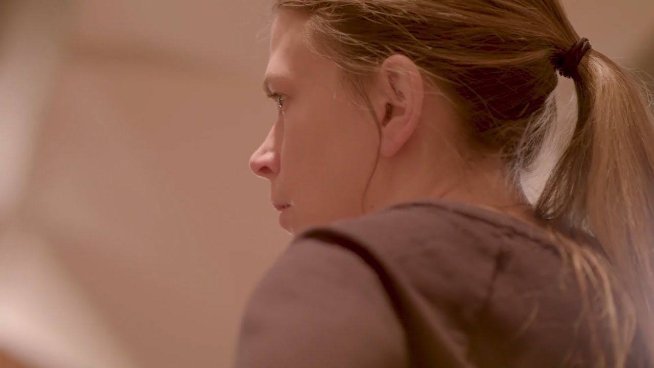 Preview Sutton Foster's New Album "Take Me to the World" - YouTube