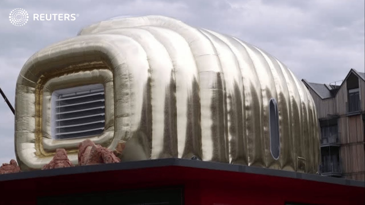 Inflatable house designed for life on Mars - YouTube