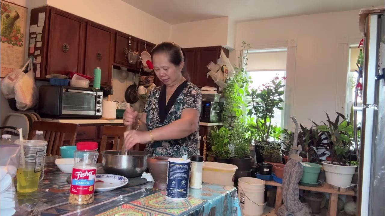 Hnub no tuav qaub noj nawb - YouTube