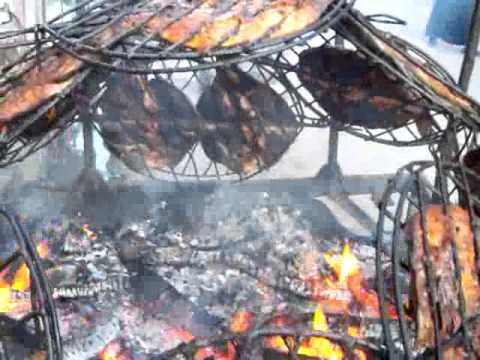 Masgouf Fish سمك المسكوف 3-3 - YouTube