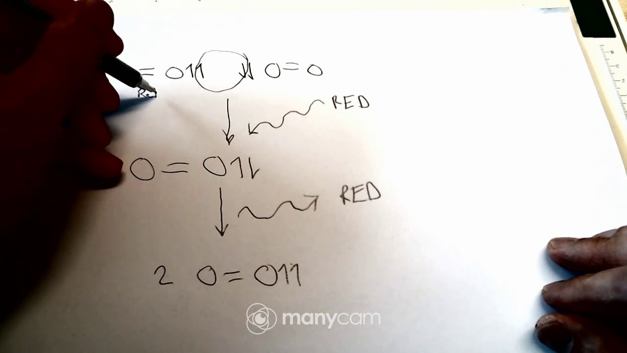 Why liquid oxygen appears blue and liquid condensed from air is not ...