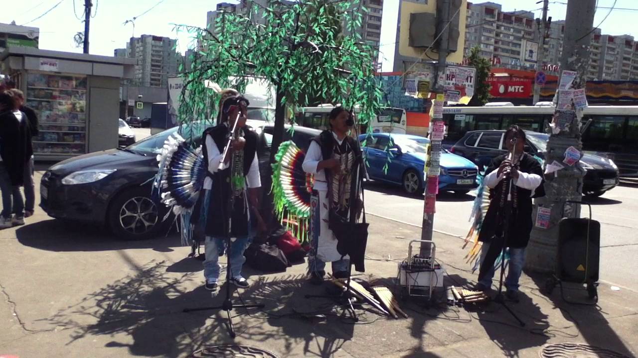 Amazing Street Native American Wooden Flute Performance - YouTube
