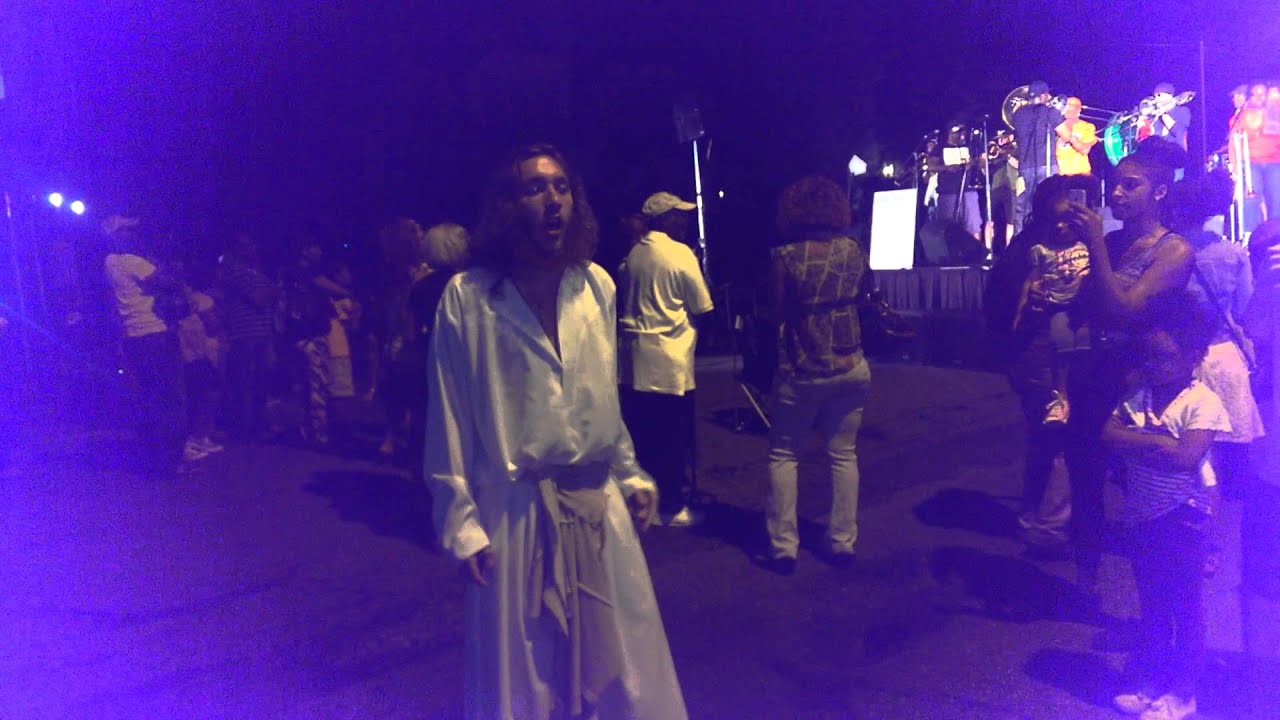 Philly Jesus dancing(2) - YouTube
