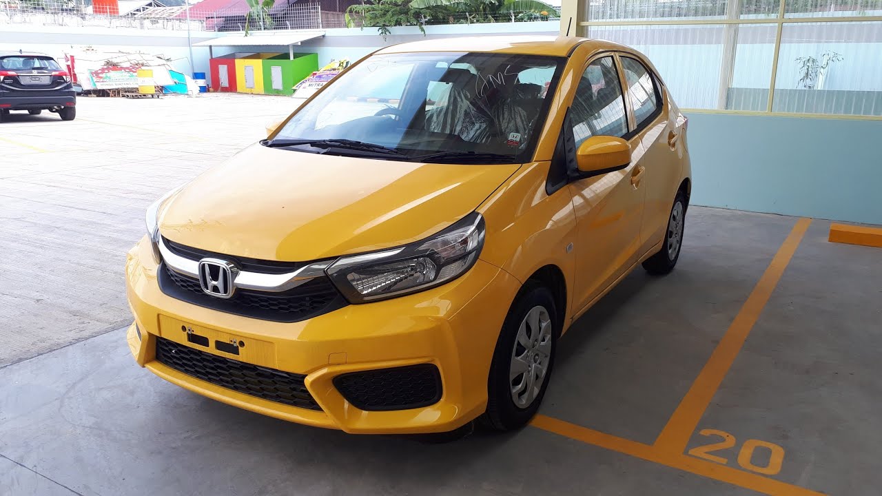 All New Brio Satya S MT Carnival Yellow [Honda Samarinda] - YouTube