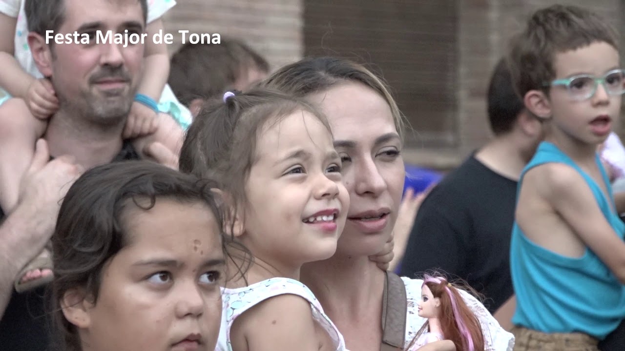 EN IMATGES - Festa Major Tona - YouTube