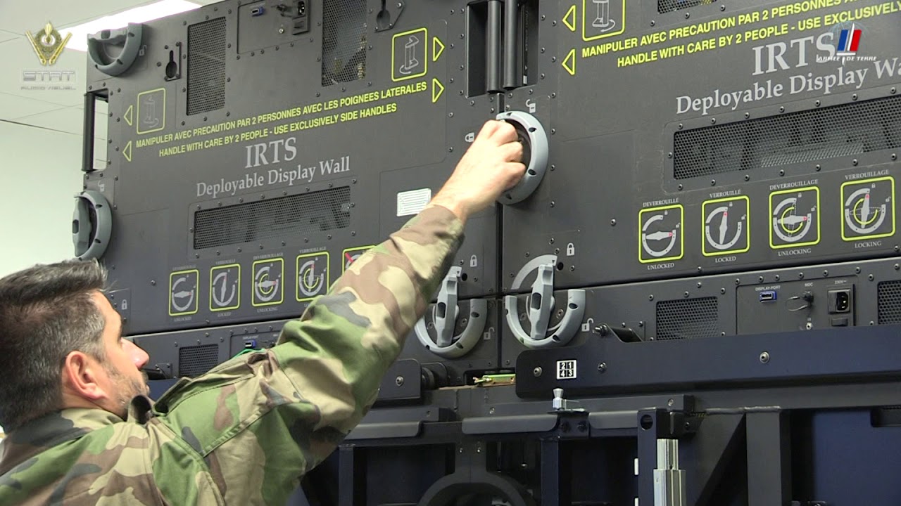 2x3 Tactical display wall setup - YouTube