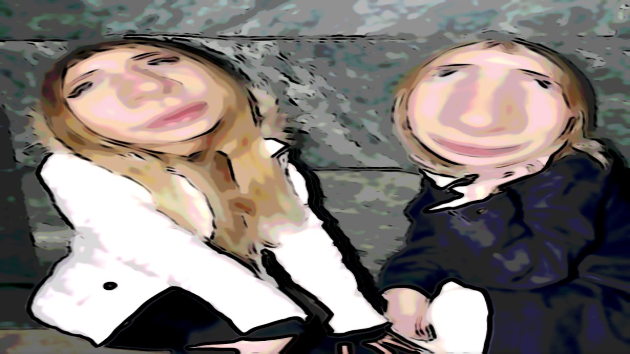 Maria og Bea // Indkasser (Earrape) - YouTube