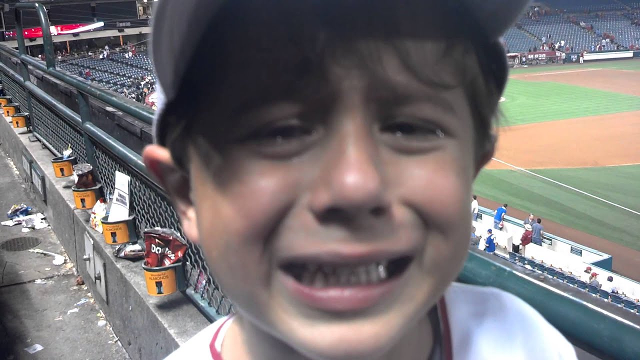 Lil joshy cries after Angels lose, again... - YouTube