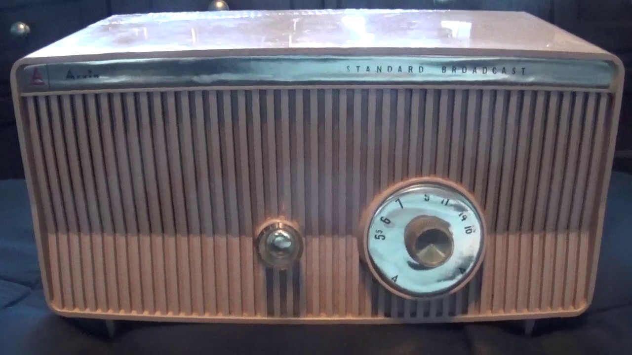 Vintage 1961 Arvin AM Tube Table Radio - YouTube