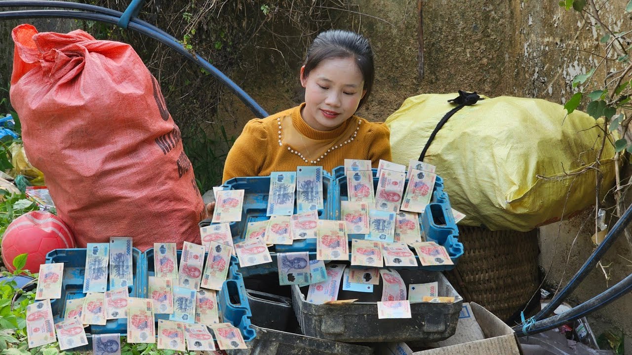 Collect scrap for money - help old lady in need l Lý Thị Sai - YouTube