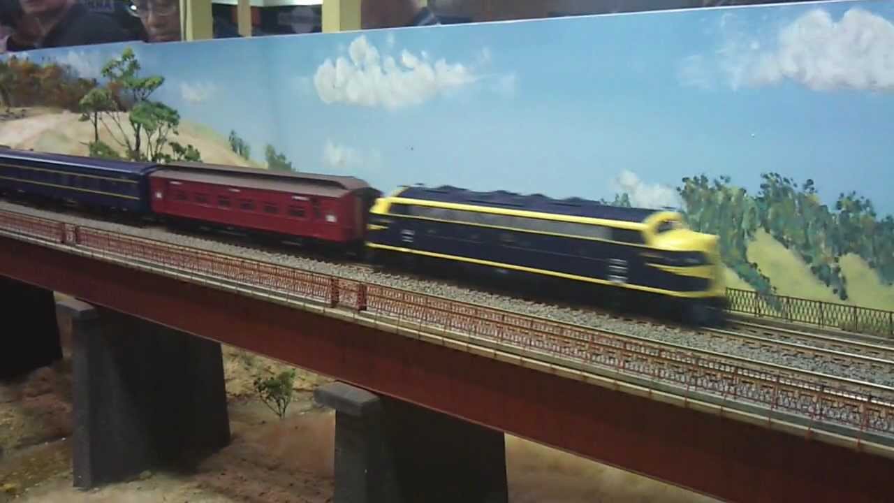 Australian Model Railways 2011 Collingwood College - YouTube
