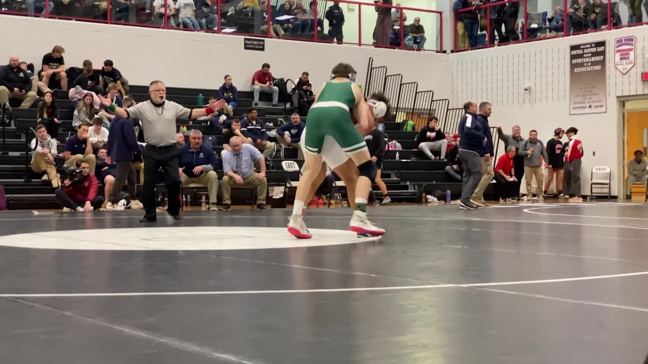 West Perry's Tyler Morrison wins District 3 Class 2A title - YouTube