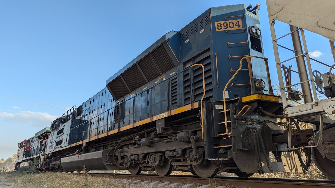 Así De Silenciosas Son Las SD70ACe Tier 4 / PRLX 8904 Ex CSX 🔵 - YouTube