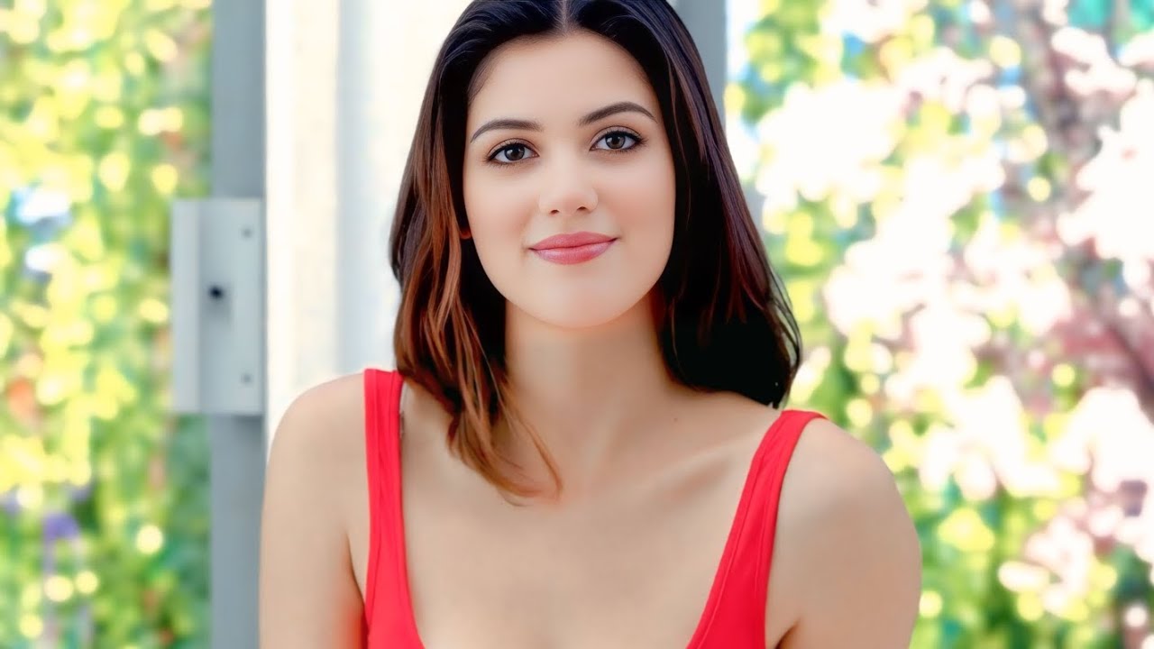 Top ADORABLE Newcomers Love Actressess You NEED To Know - YouTube