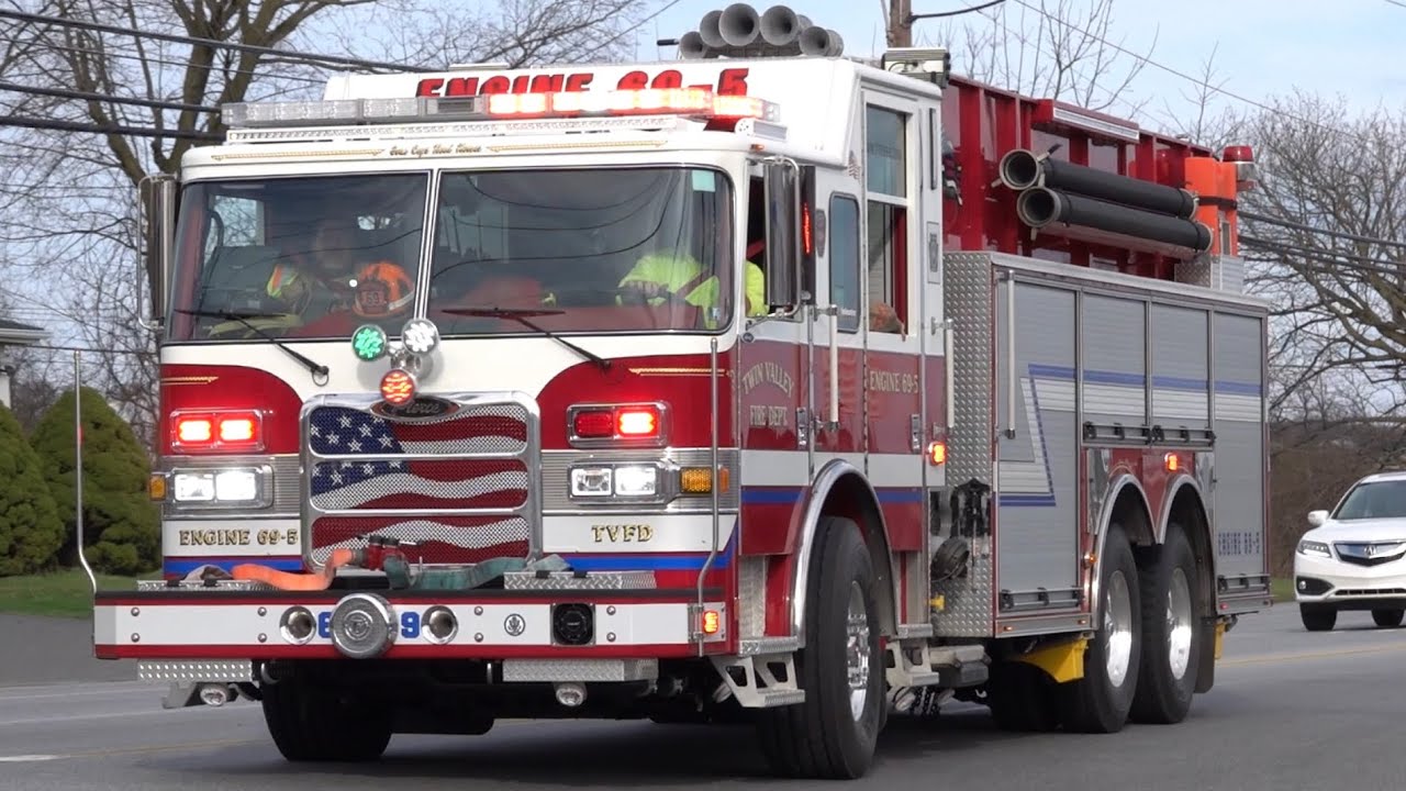 Twin Valley Fire Department Engine 69-5 Responding 3/15/24 - YouTube