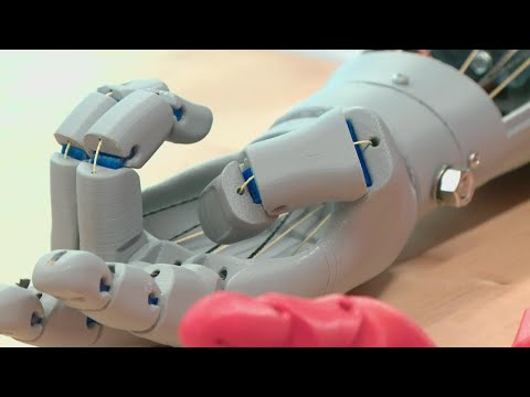 USM students build working prosthetic arms
