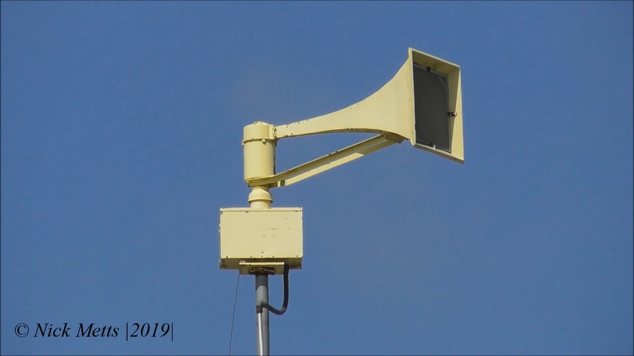 SFU: Federal Signal Thunderbolt 1000BT - Seymour, MO Storm Siren Test 7 ...