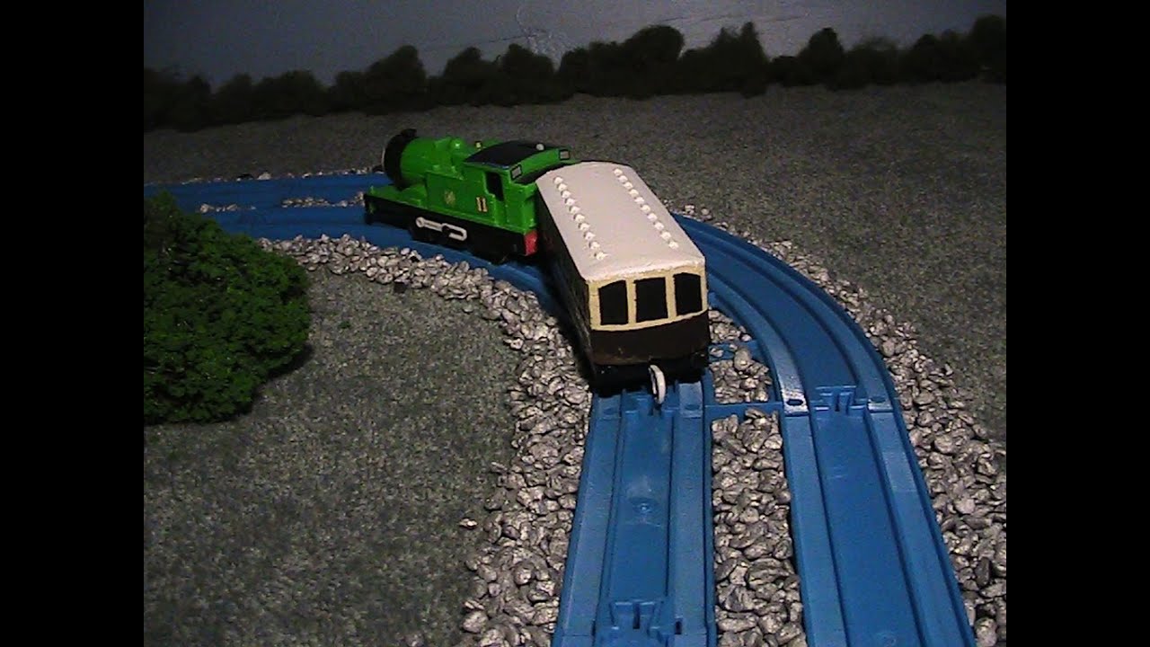 Tomy Trackmaster Isabel the Great Western Autocoach - YouTube