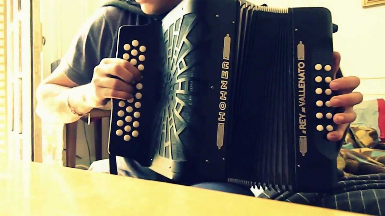 MARIA ESPEJO ACORDEON - YouTube
