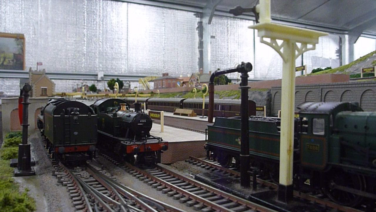 New Hornby King, Bachmann 45xx and Bachamnn 9F Evening Star - YouTube