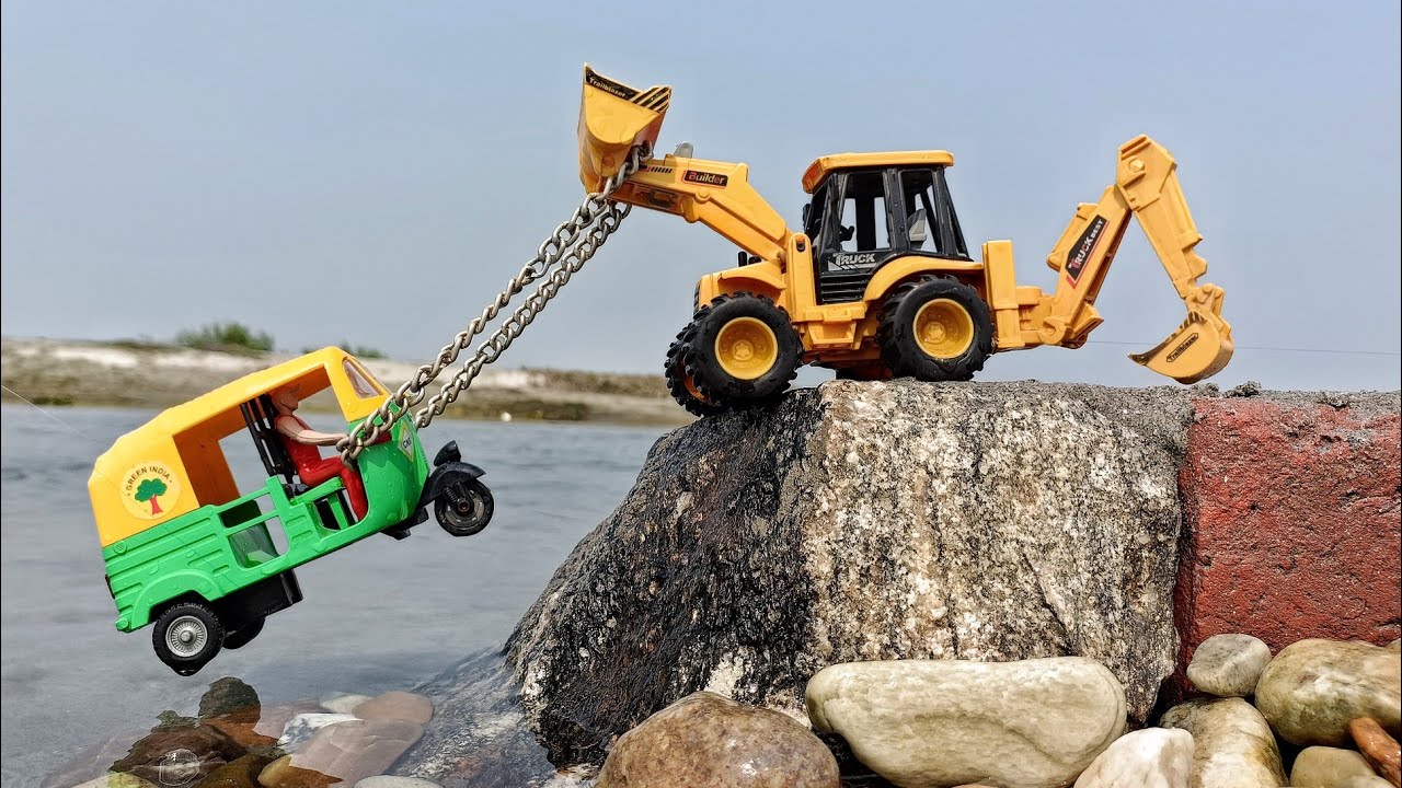 HMT Tractor Stuck Big Pit Water Mud Pulling Out JCB3DX Jump River Sand ...