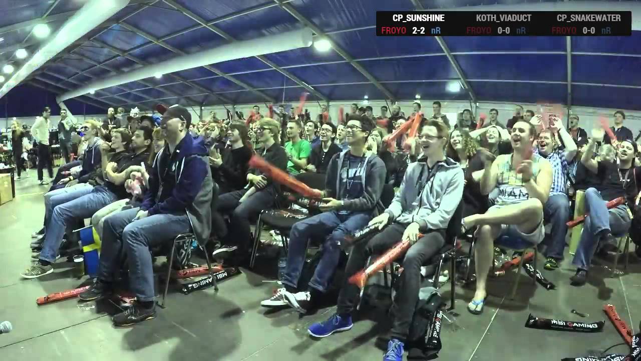 Game crashes while streaming professional TF2 tournament - YouTube