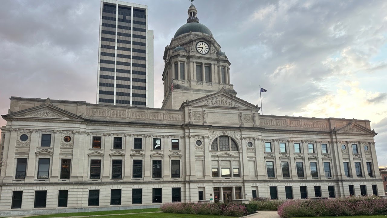 Delphi | Allen County Courthouse | Night Before Jury Selection - YouTube