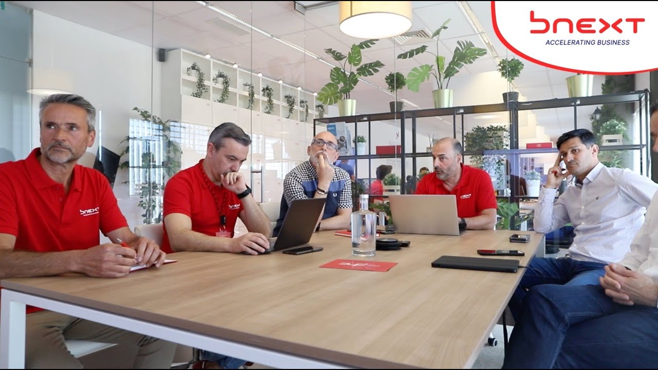 BNEXT - Accelerating Business :: Video Institucional - YouTube