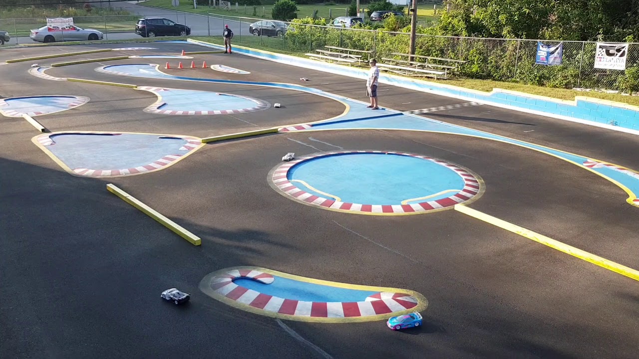 TCS GT1 A-main @ Brownies Hobbies/Jackson RC Raceway - YouTube