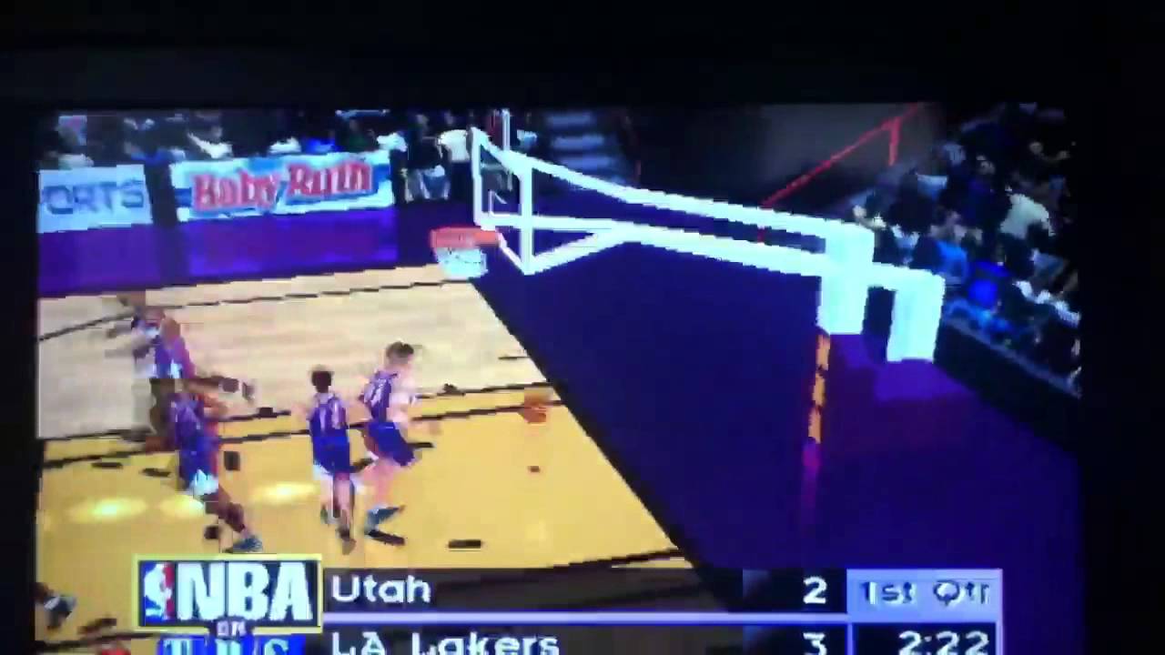 Shaquille O'neal makes a 3 point shot! - YouTube