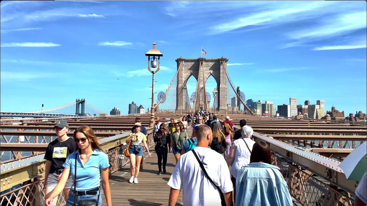 Walking City Hall Park & The Brooklyn Bridge - YouTube