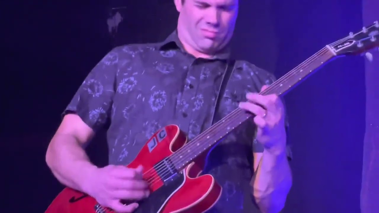 Alicia Maxwell Project - “Walk Away” - YouTube