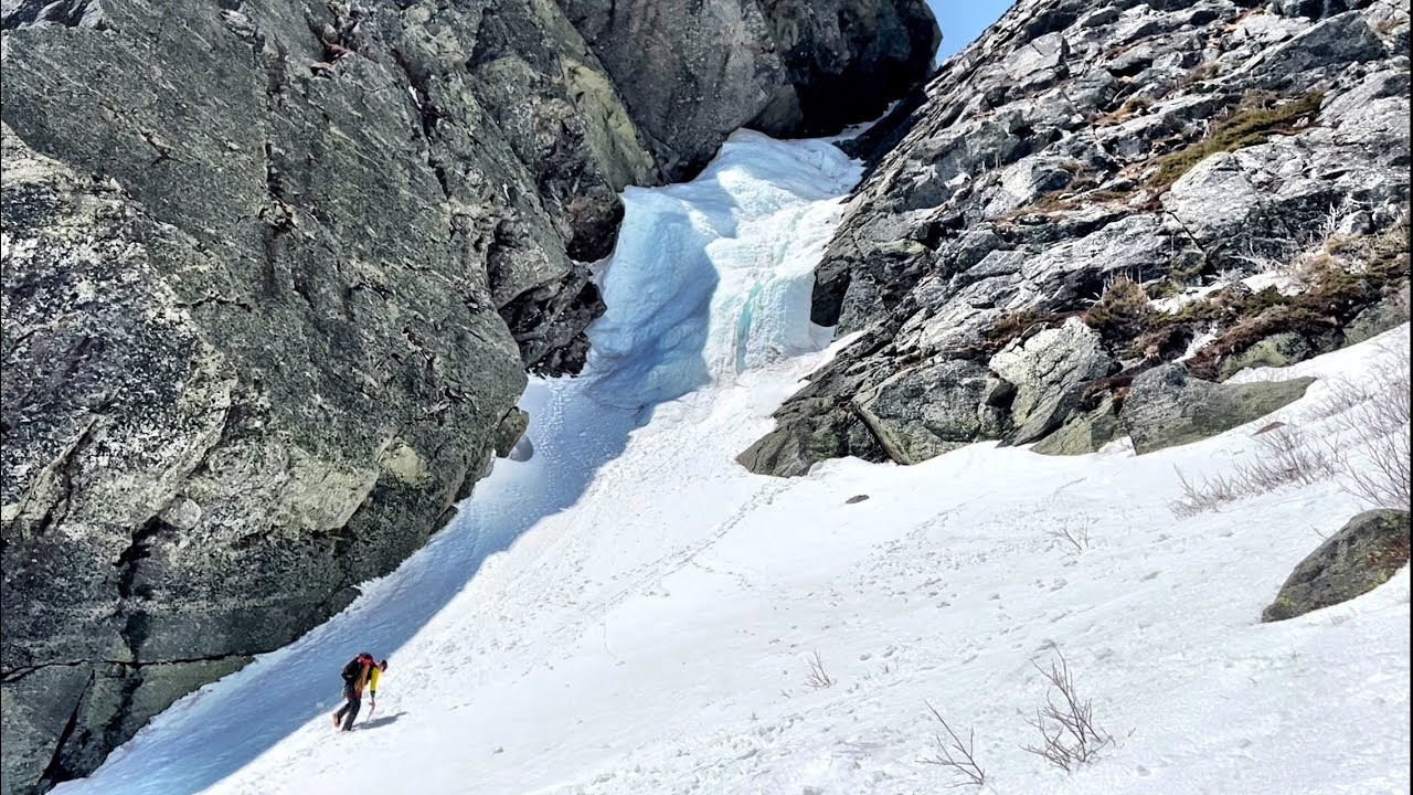 Ice Climbing Pinnacle Gully 05.02.22 | Huntington Ravine, Mt Washington ...