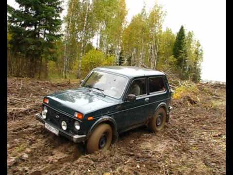 Легкий оффроуд. Нива, обутая в Kumho KL71 - YouTube