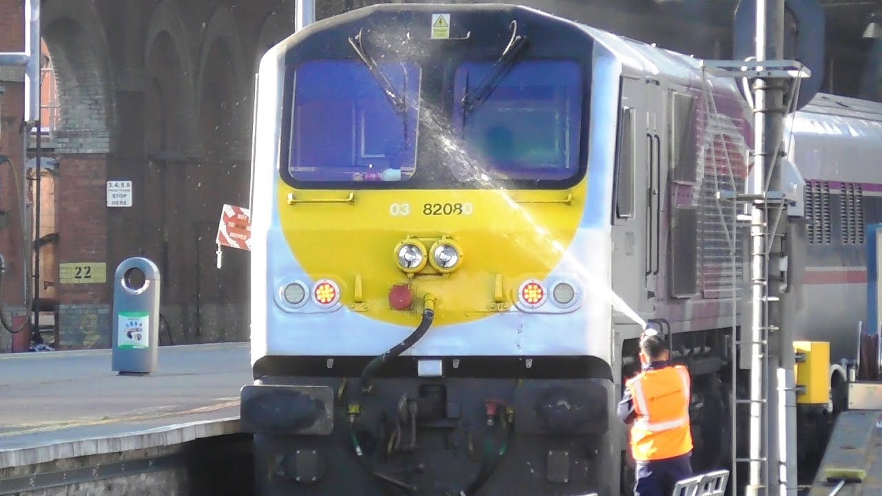 NIR 201 Class Loco + Enterprise Train - Connolly Station, Dublin - YouTube