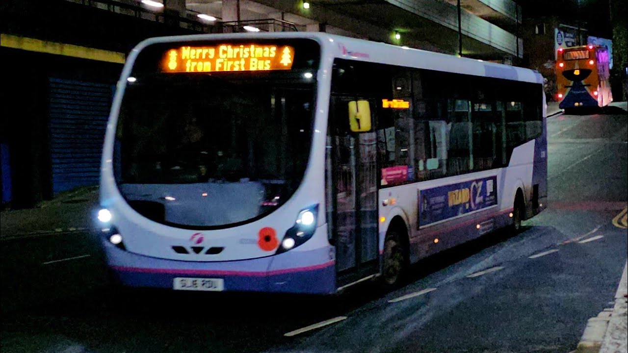 First Bus Sheffield 63386 With Destination Board Said Merry Christmas ...