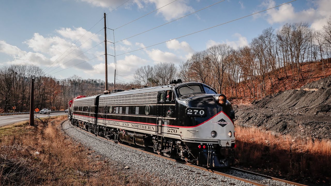 Reading & Northern: F Units to Tamaqua - YouTube