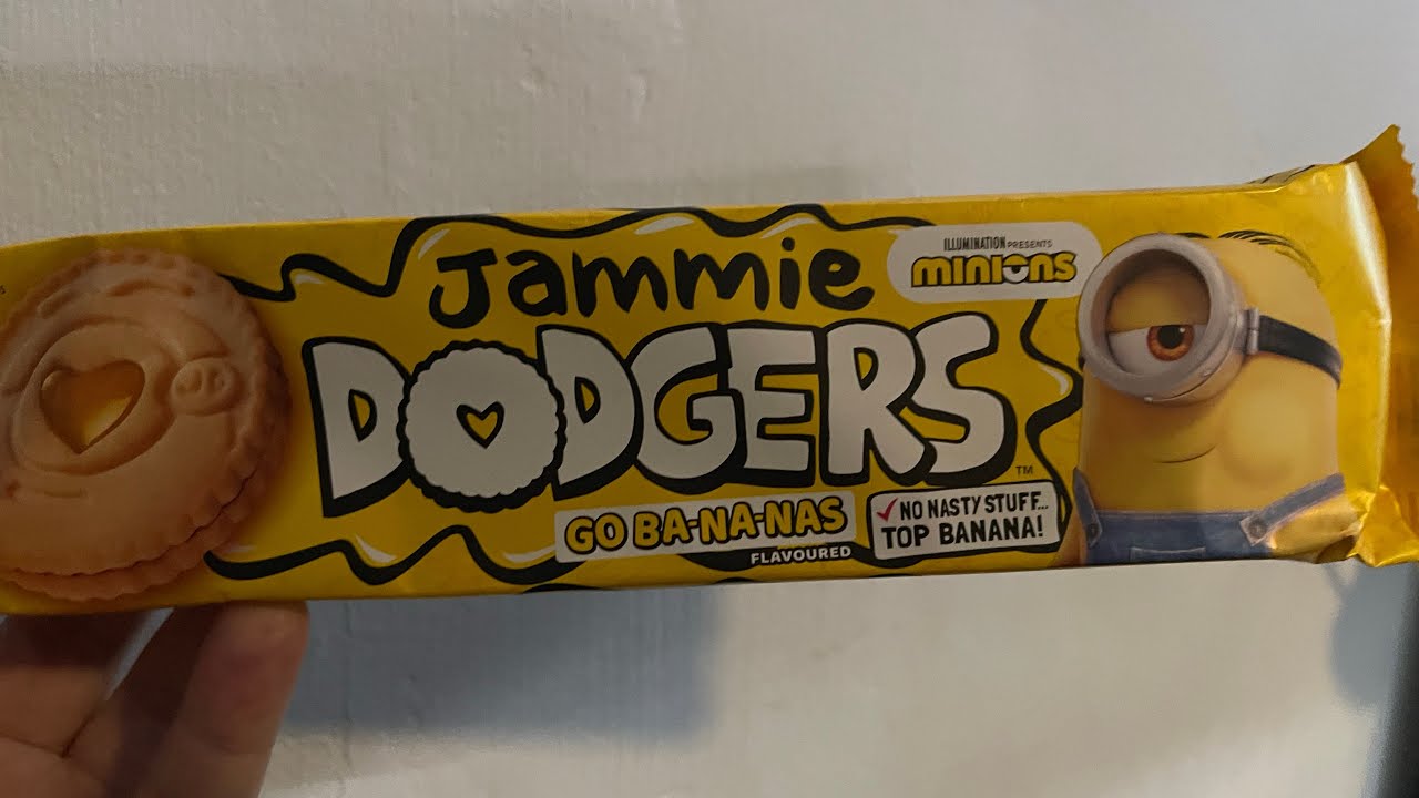 Jammie Dodgers | Minions | Go Bananas Flavour - YouTube